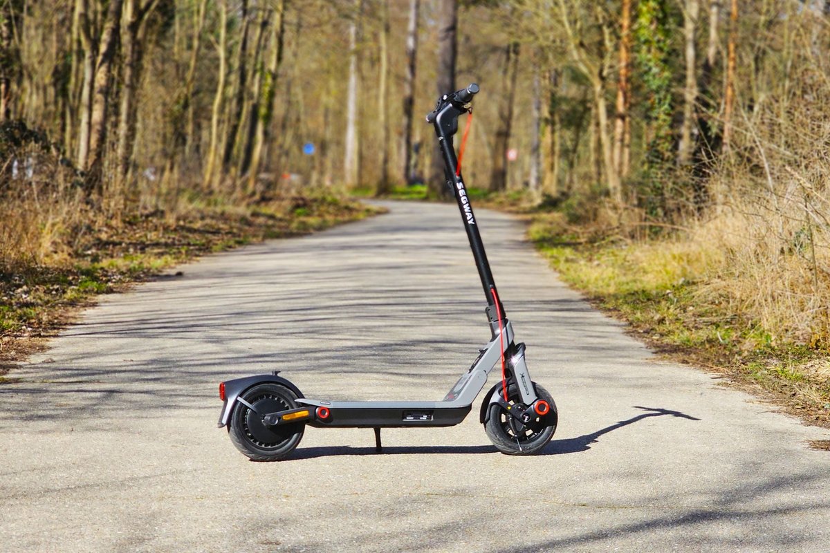 Ninebot E3 Pro E : on a testé la nouvelle trottinette électrique légère ...