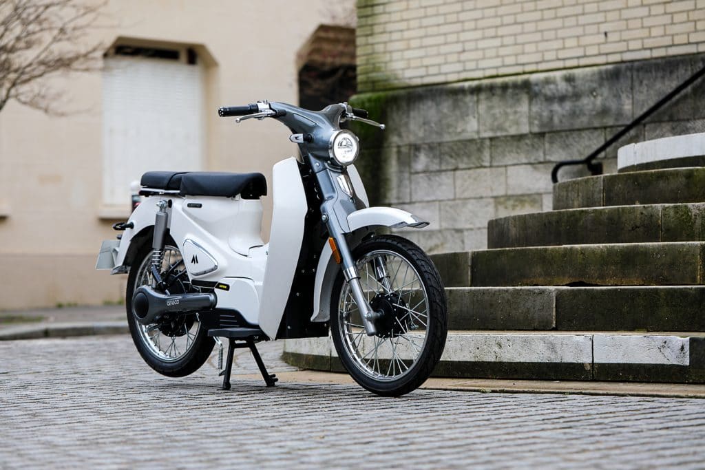 Motron Cubertino 50 : notre essai du scooter électrique urbain