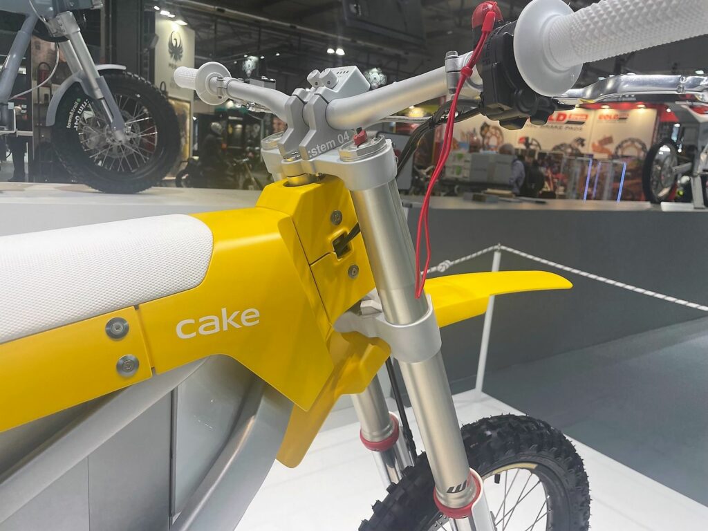 Cake Bukk : la nouvelle moto électrique d’off-road suédoise en direct d ...