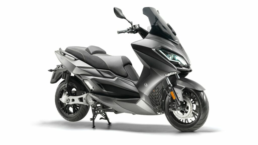 Nerva Exe : prix, autonomie, performances, recharge, vitesse