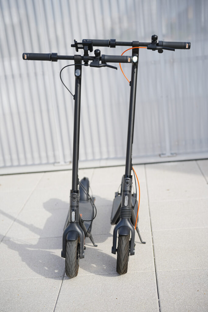 Duel trottinettes Ninebot F2 vs F2 Pro : payer plus pour avoir vraiment ...
