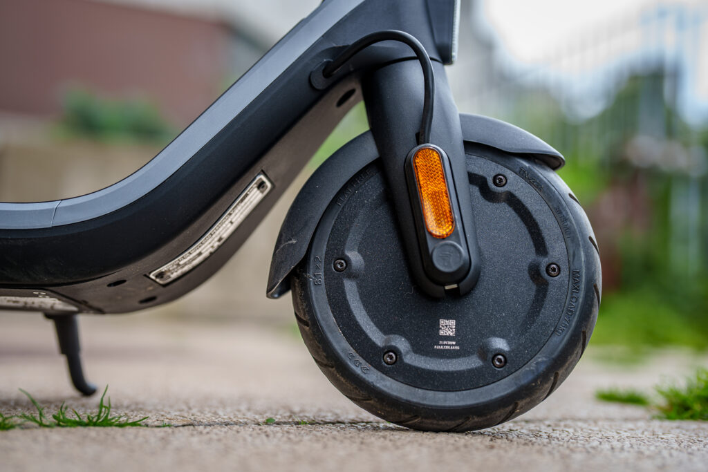 Essai Ninebot E2 Plus : une trottinette premium à moins de 300 ...