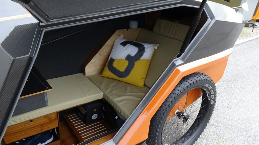 Cette caravane pour vélo électrique vise l'ultra luxe