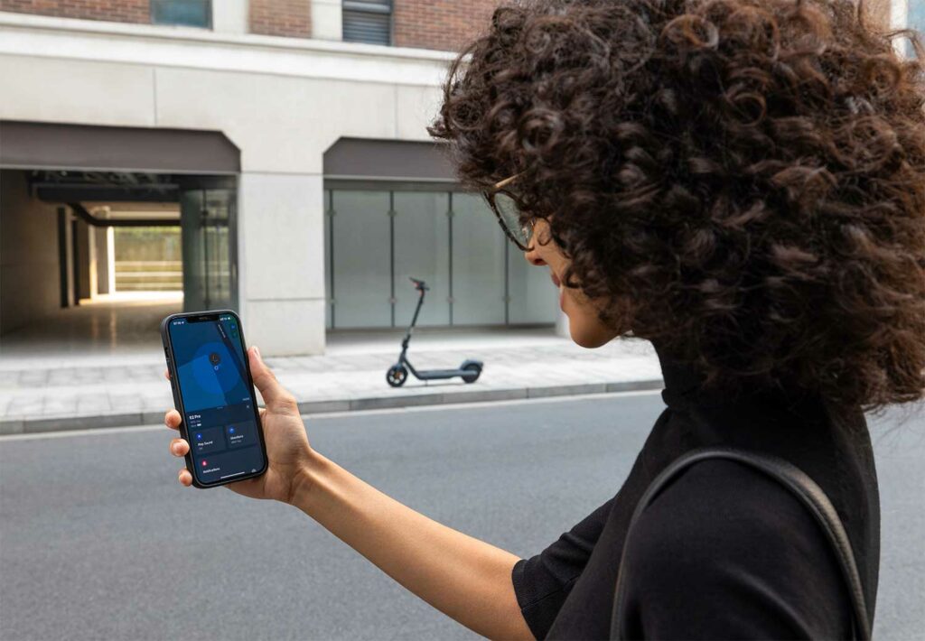 Ninebot E2 Pro : connectée à Apple, cette trottinette électrique est ...