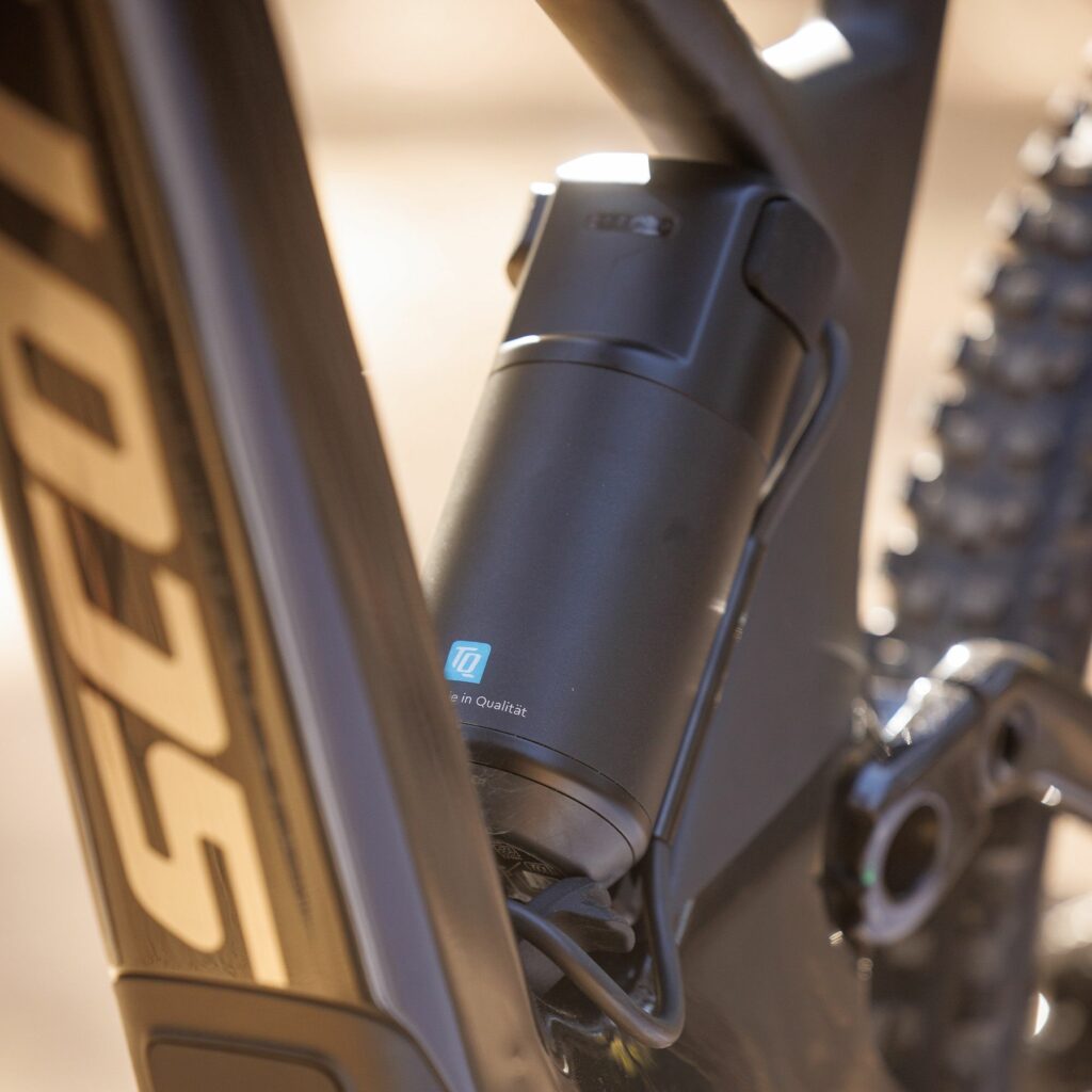 Scott Voltage : ultra léger, ce VTT électrique taillé pour le trail ...