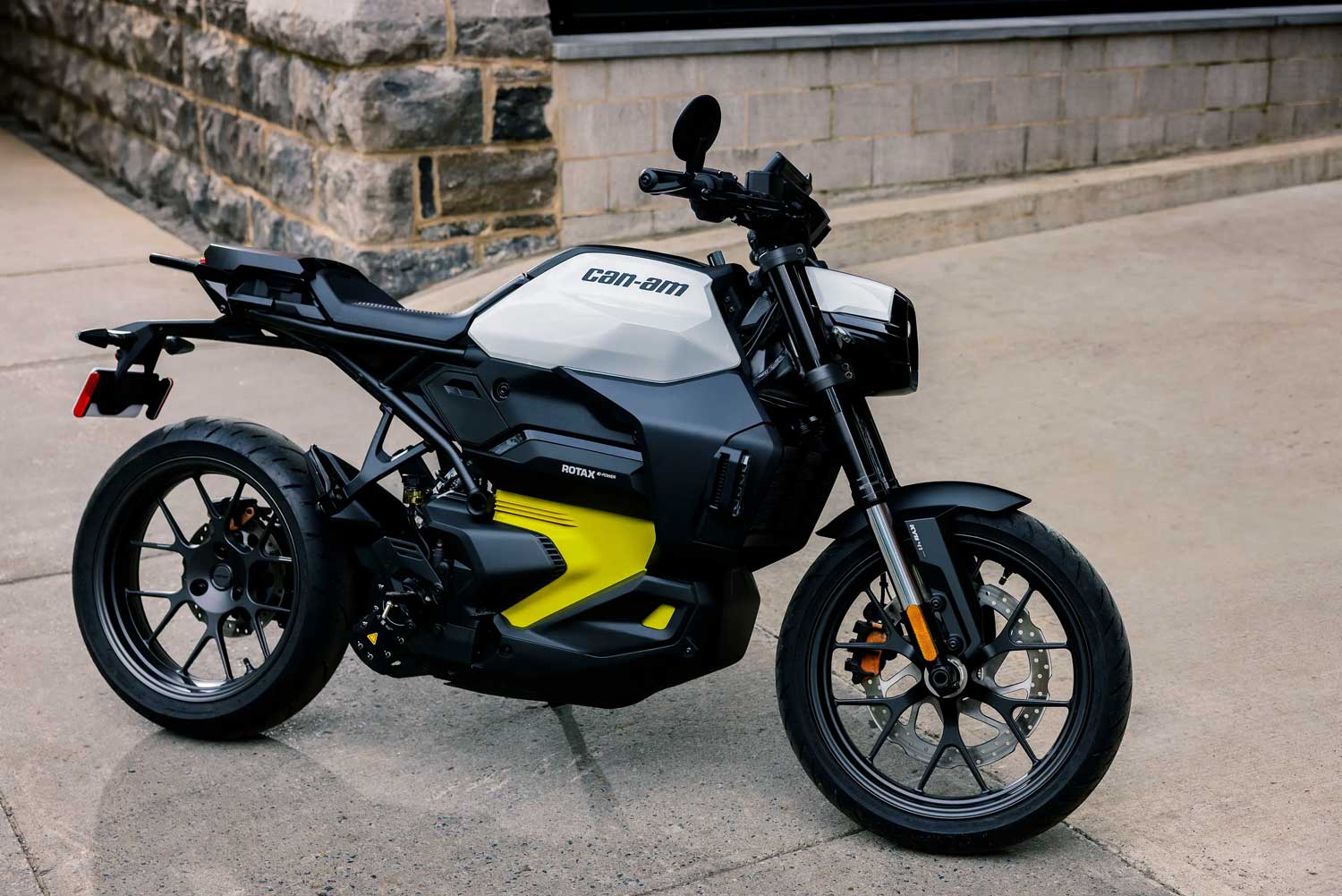 Can-Am Pulse : test, fiche technique, prix et actualités