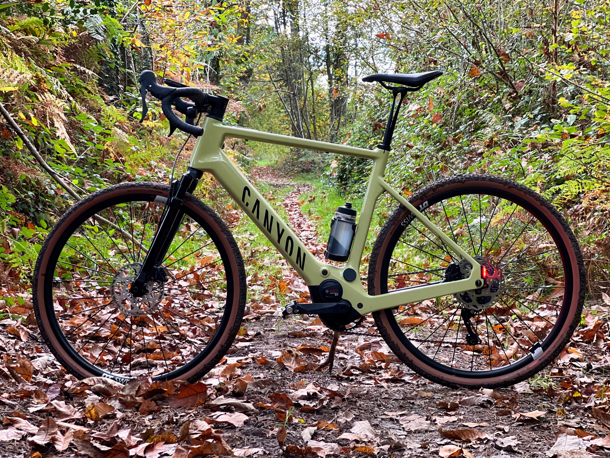 Test Canyon Grizl:ONfly CF 7 : un gravel électrique léger qui séduit ...