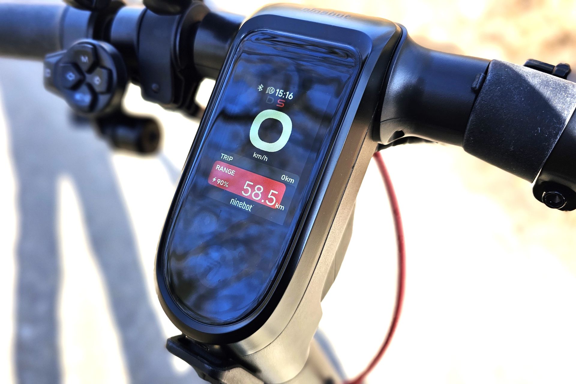 Ninebot Max G3 E : on a roulé avec la nouvelle trottinette électrique ...