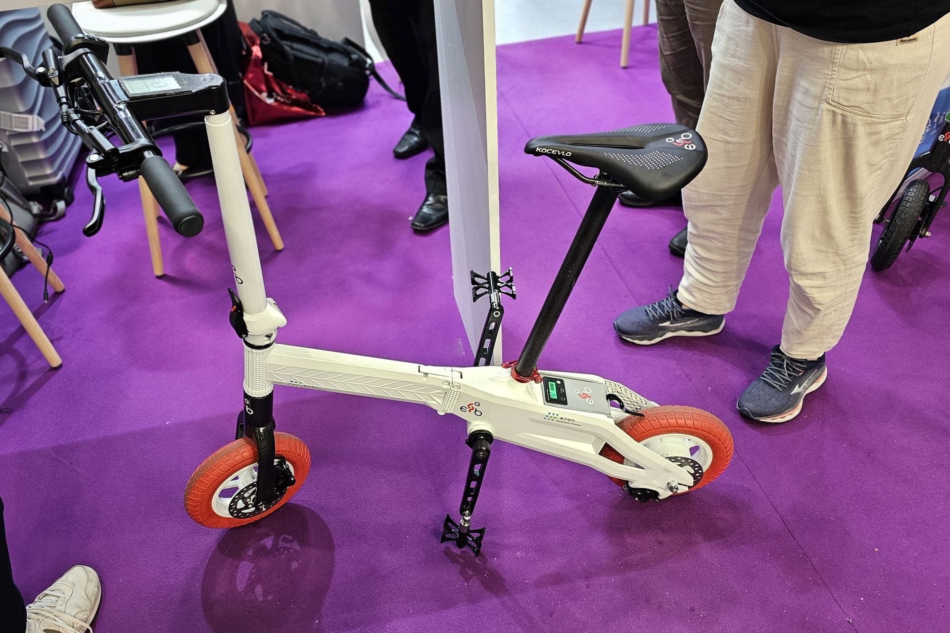 Ce mini vélo électrique pliant de 8 kg imprimé en 3D vise l’Europe
