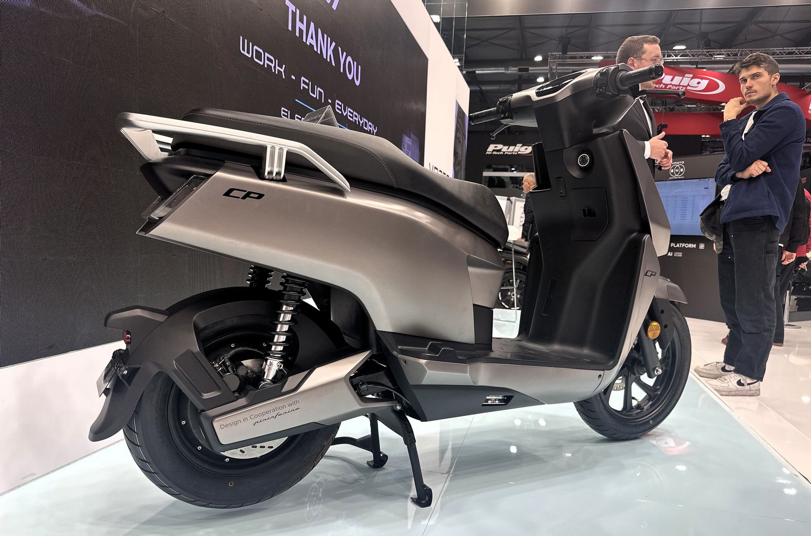 Signé Pininfarina, ce scooter électrique Vmoto est annoncé à 1500 euros