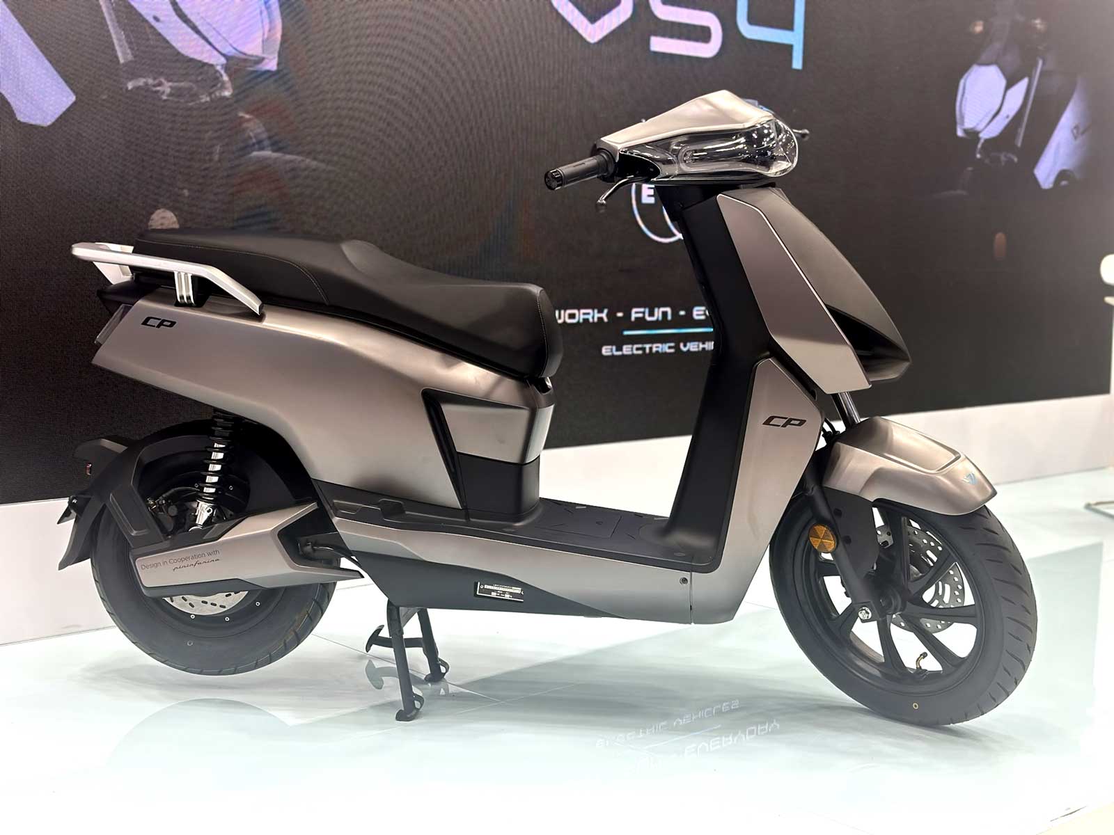 Signé Pininfarina, ce scooter électrique Vmoto est annoncé à 1500 euros