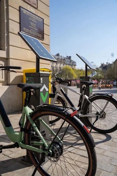 V-Lock: la borne autonome pour garer son vélo